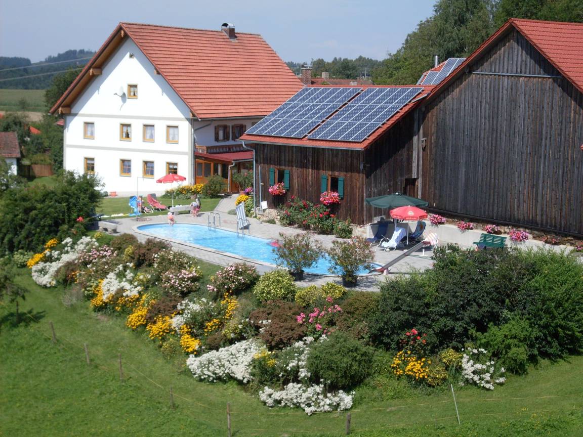 75 M² Bauernhof ∙ 2 Schlafzimmer ∙ 4 Gäste - Passau
