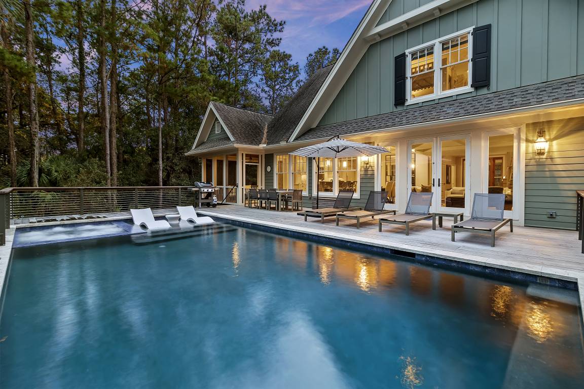 288 M² Talo ∙ 4 Makuuhuonetta ∙ 10 Vierasta - Folly Beach, SC