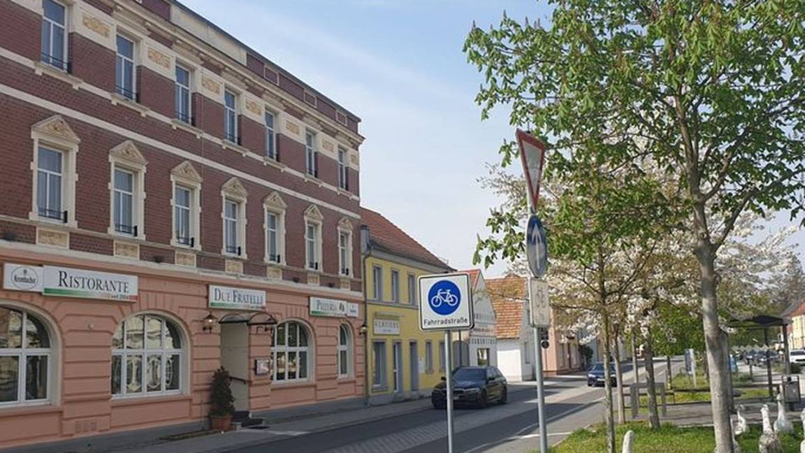 Hotel ∙ 1 Sypialnia ∙ 3 Gości - Seftenberg
