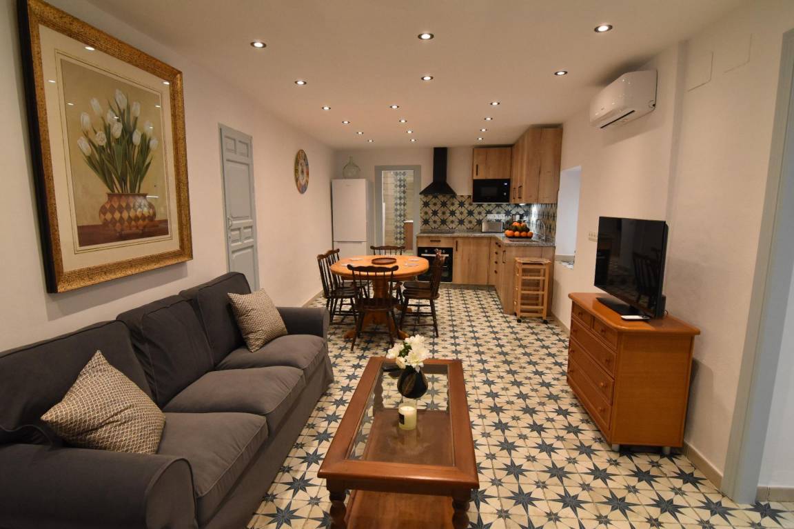 100 M² House ∙ 2 Bedrooms ∙ 4 Guests - Cómpeta