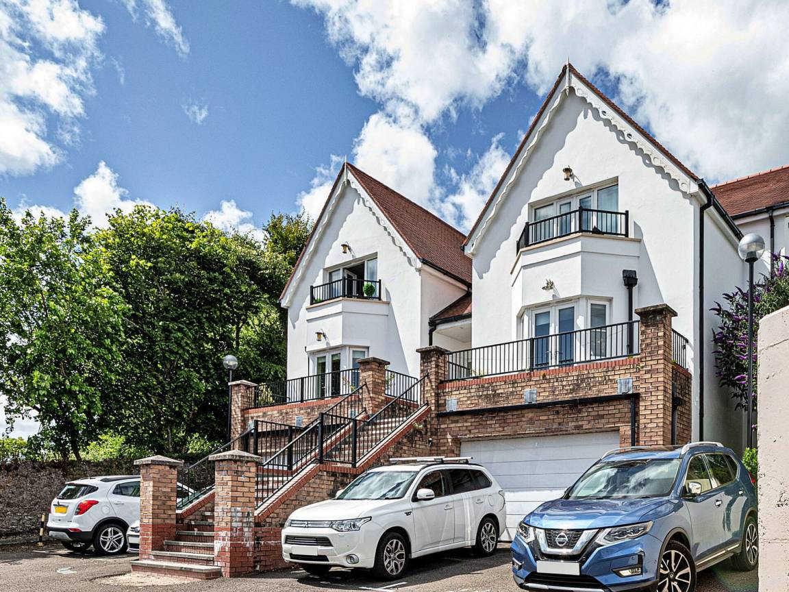 100 M² Apartment ∙ 3 Bedrooms ∙ 5 Guests - Saundersfoot