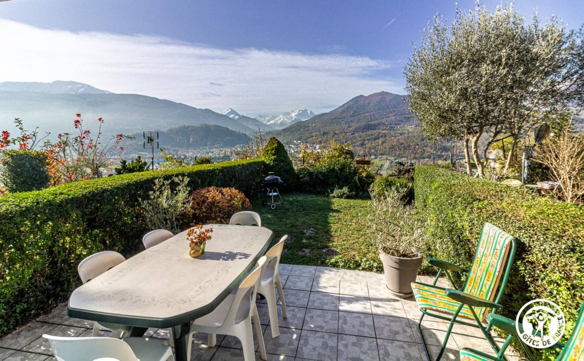 65 M² Gîte ∙ 2 Bedrooms ∙ 4 Guests - Lourdes