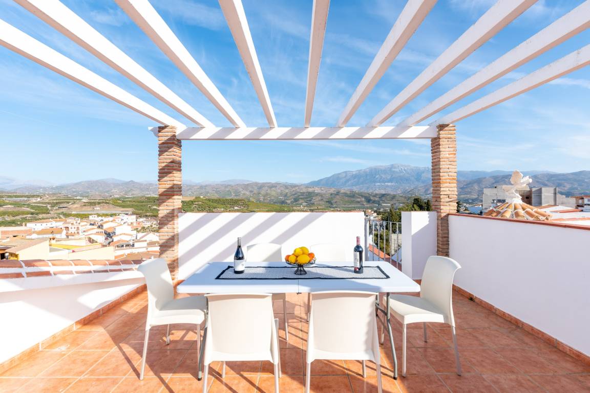 195 M² Huis ∙ 4 Slaapkamers ∙ 8 Gasten - Vélez-Málaga
