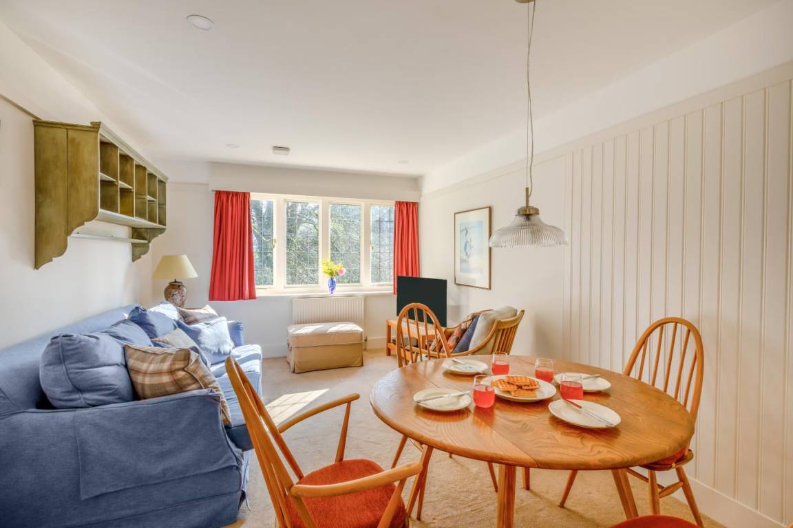 Apartment ∙ 2 Bedrooms ∙ 4 Guests - Dulverton