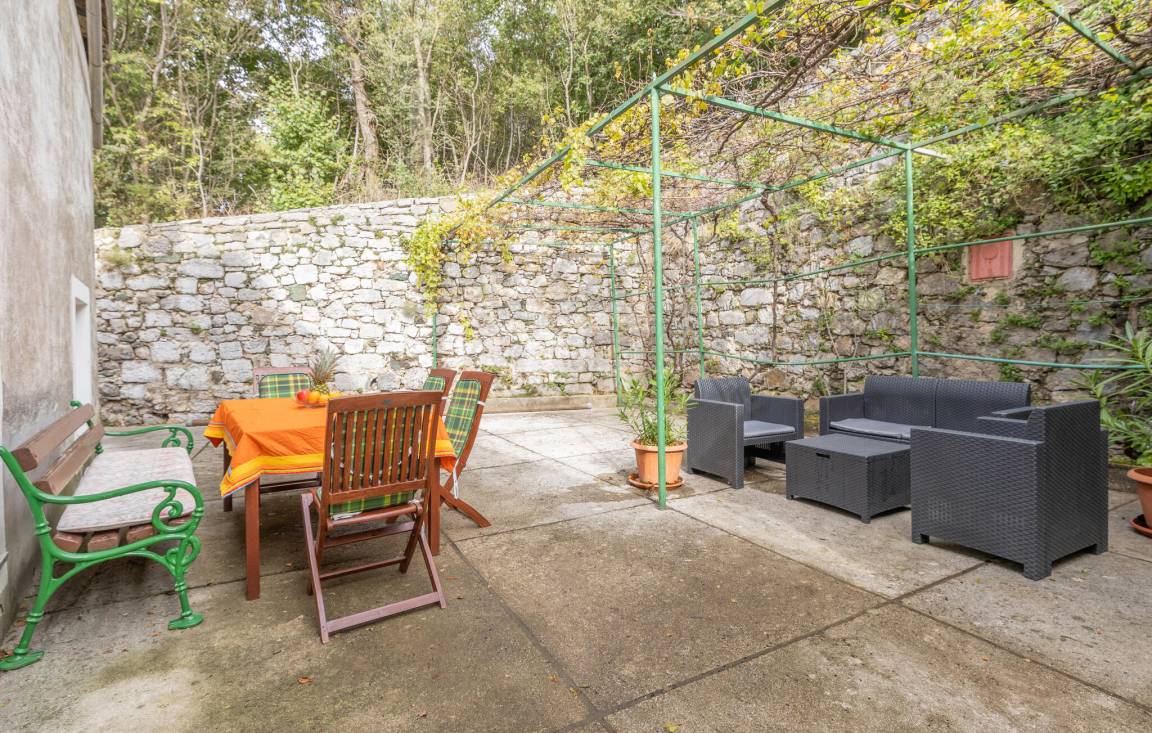 100 M² Maison De Vacances ∙ 2 Chambres ∙ 5 Personnes - Senj