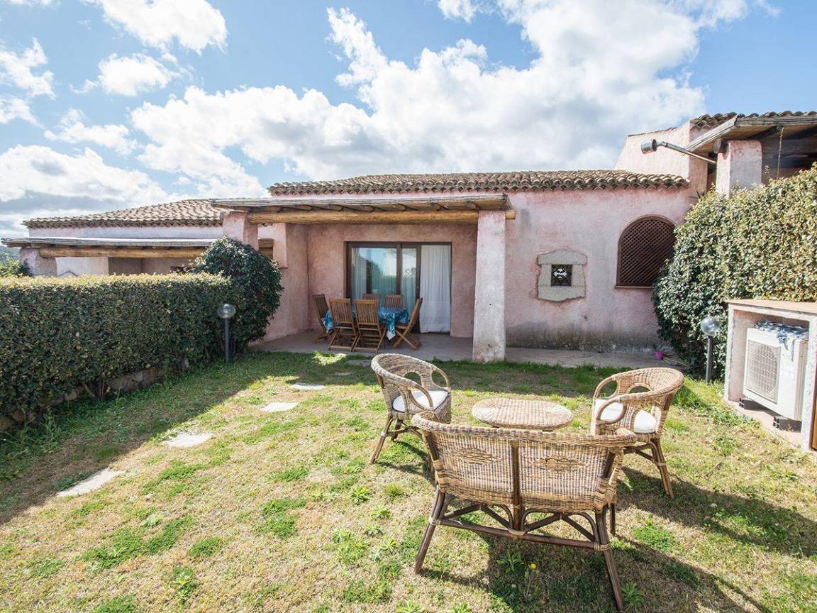 65 M² House ∙ 2 Bedrooms ∙ 4 Guests - Palau, Sassari, Italy