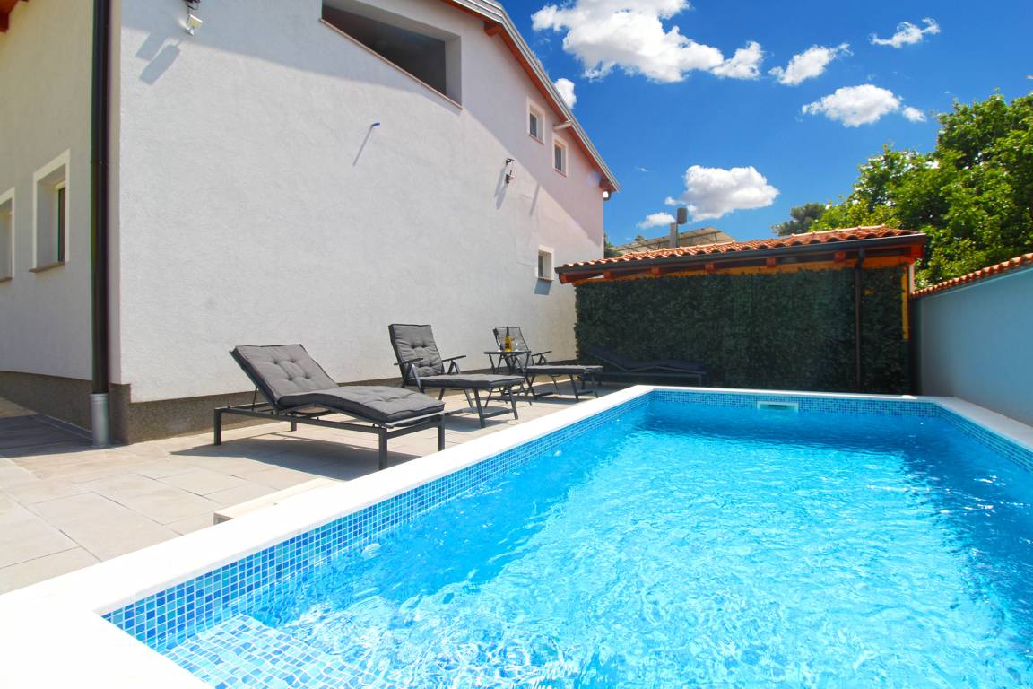 100 M² Casa ∙ 5 Habitaciones ∙ 10 Huéspedes - Pula