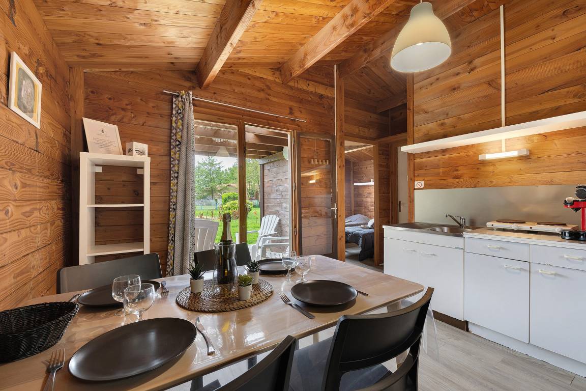 32 M² Camping ∙ 2 Chambres ∙ 6 Personnes - La Barre-de-Monts