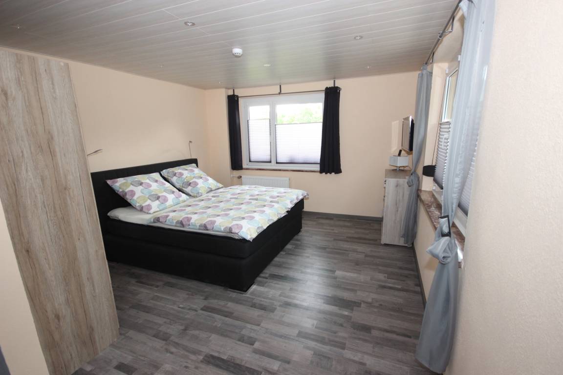 54 M² Ferienwohnung ∙ 1 Schlafzimmer ∙ 6 Gäste - Weißenstadt