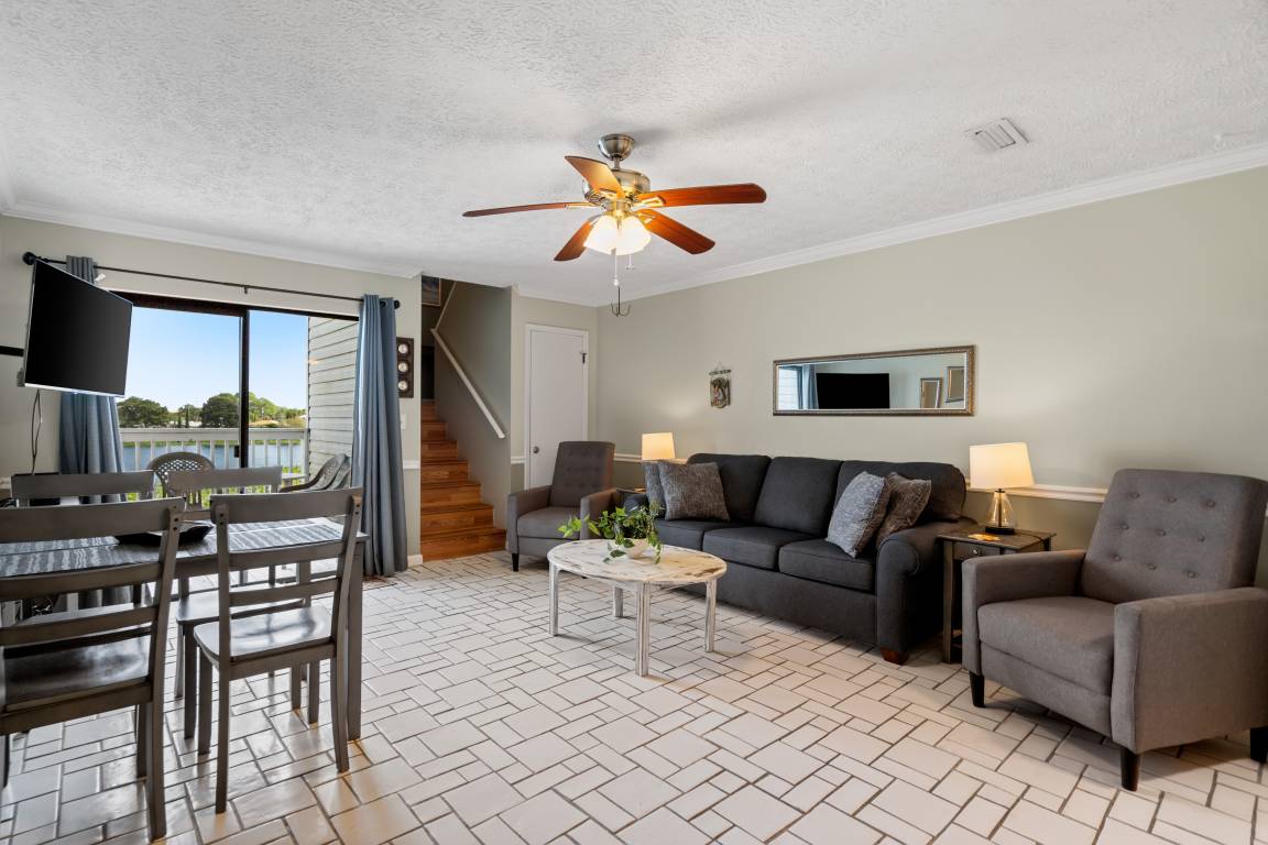 101 M² Condo ∙ 2 Bedrooms ∙ 5 Guests - Panama City Beach, FL
