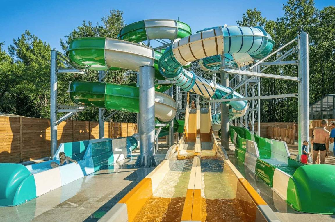 24 M² Camping ∙ 2 Chambres ∙ 4 Personnes - Hourtin