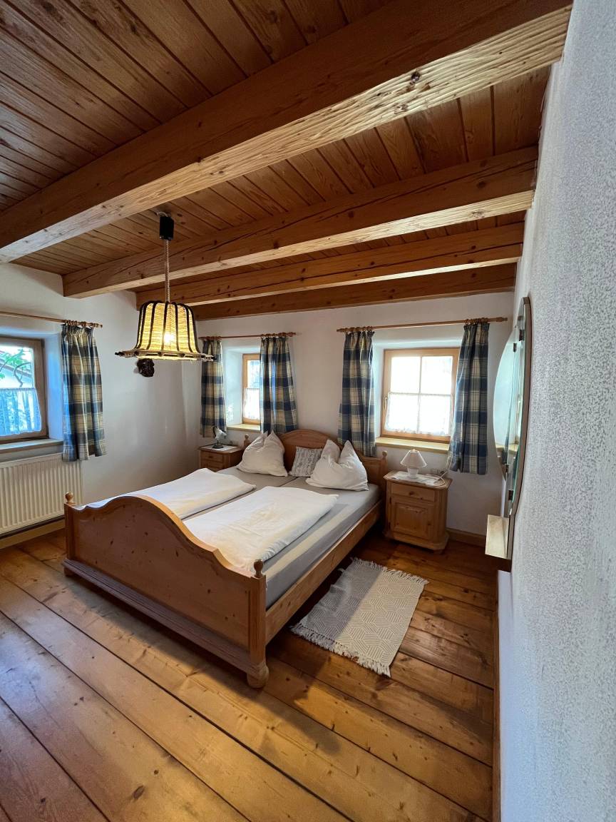 42 M² Ferienwohnung ∙ 2 Gäste - Burghausen