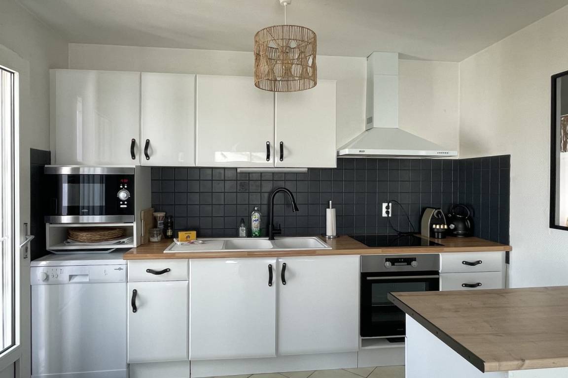 76 M² Maison De Vacances ∙ 3 Chambres ∙ 6 Personnes - La Flotte