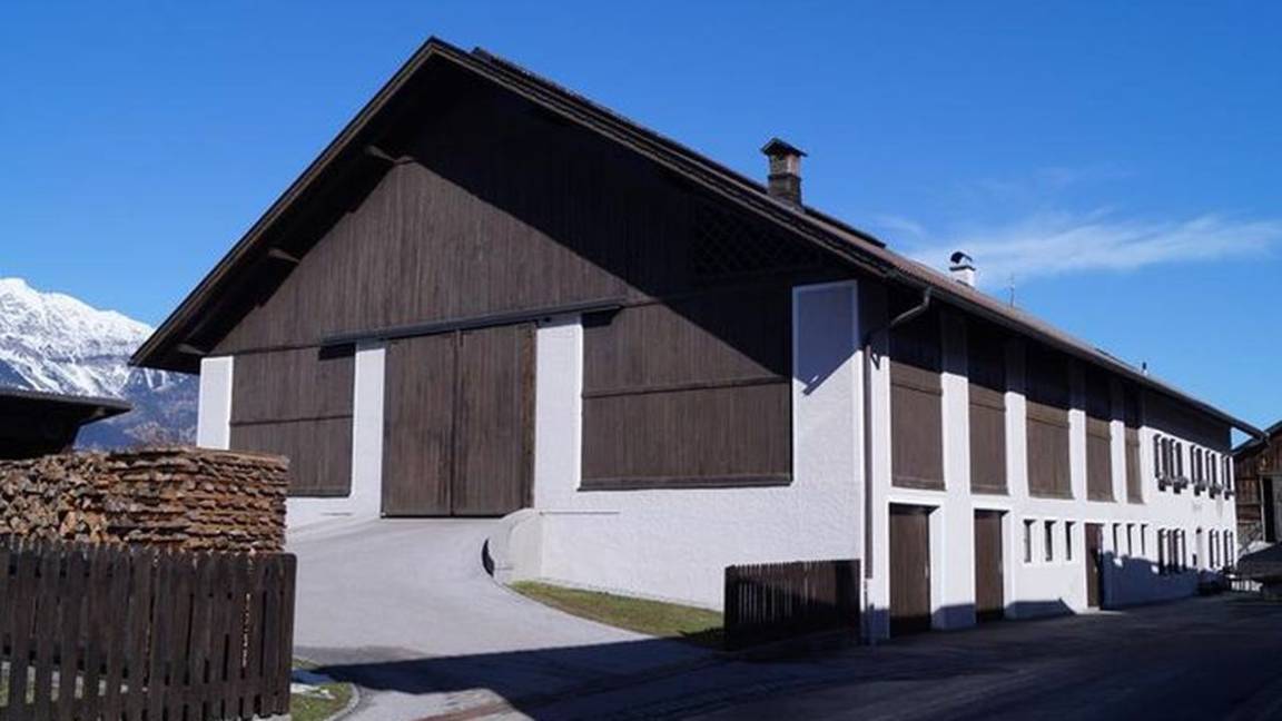 Hotel ∙ 1 Bedroom ∙ 3 Guests - Hall in Tirol