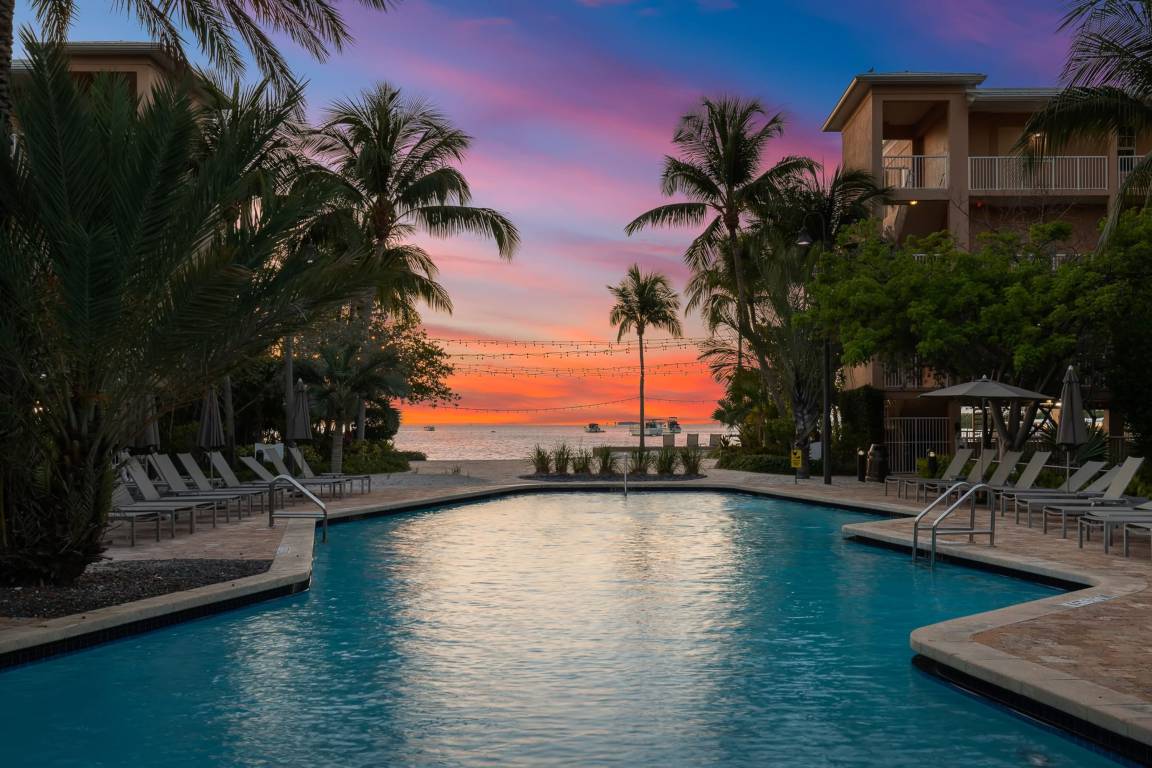 Apartment ∙ 2 Bedrooms ∙ 6 Guests - Key West, FL