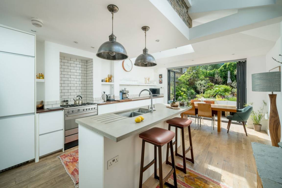 103 M² House ∙ 2 Bedrooms ∙ 4 Guests - London, UK