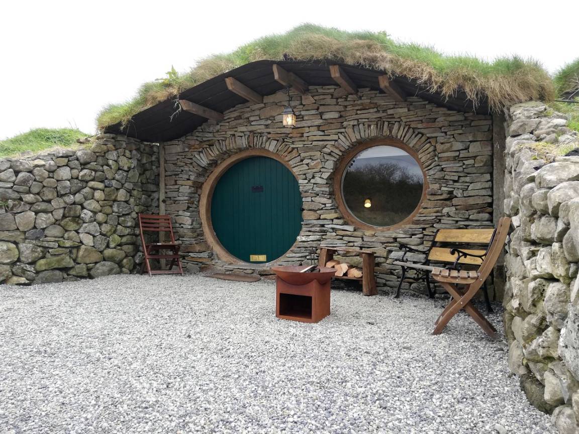 Accommodation ∙ 1 Bedroom ∙ 4 Guests - Castlebar