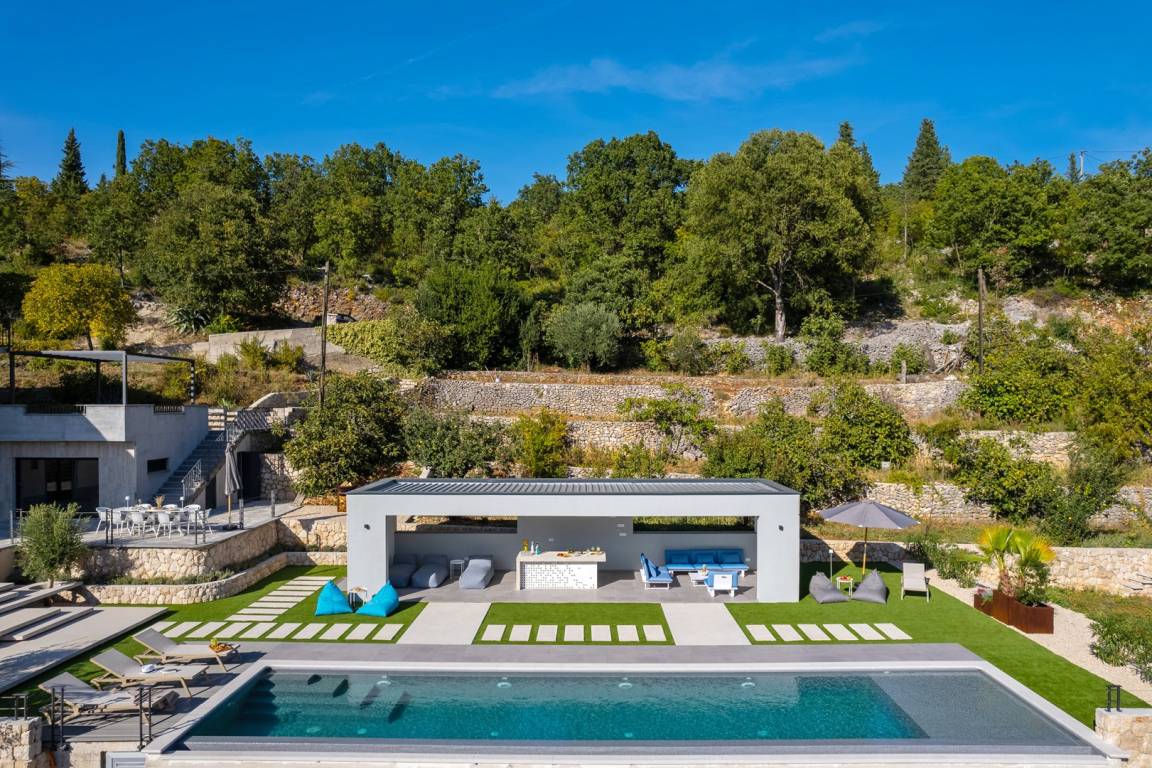 320 M² Villa ∙ 6 Chambres ∙ 12 Personnes - Imotski