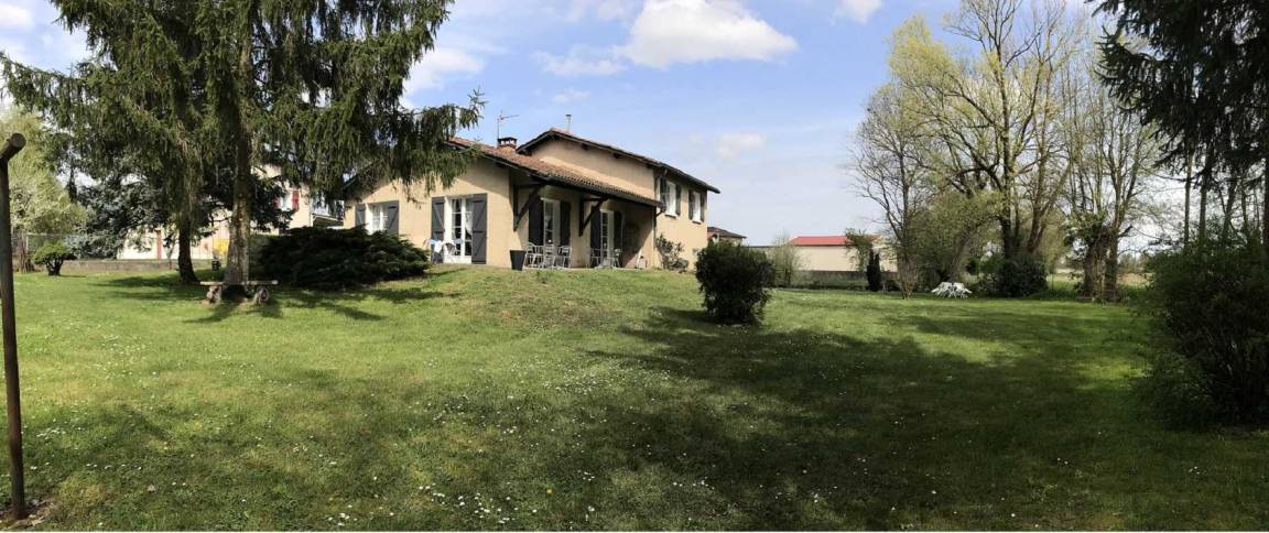 122 M² Gîte ∙ 3 Chambres ∙ 6 Personnes - Fleurie