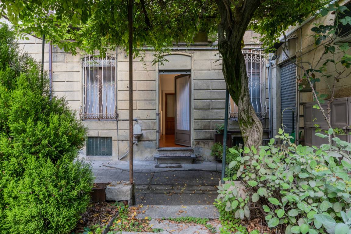 75 M² Apartment ∙ 2 Bedrooms ∙ 7 Guests - Moncalieri
