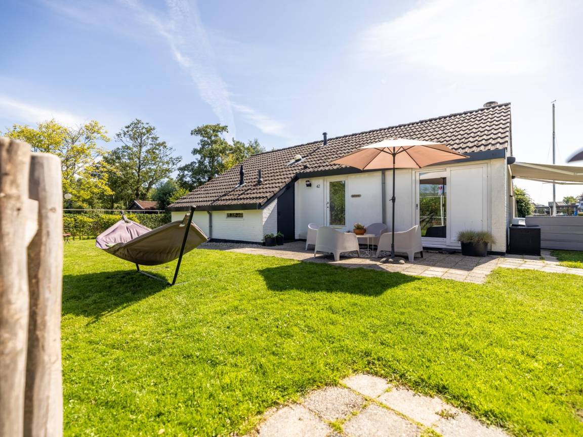 80 M² House ∙ 3 Bedrooms ∙ 4 Guests - Sneek