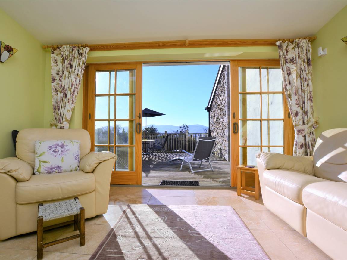 Cottage ∙ 2 Bedrooms ∙ 4 Guests - Colwyn Bay