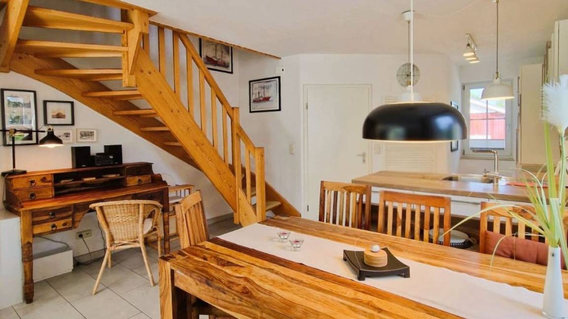 85 M² Ferienhaus ∙ 3 Schlafzimmer ∙ 6 Gäste - Zingst