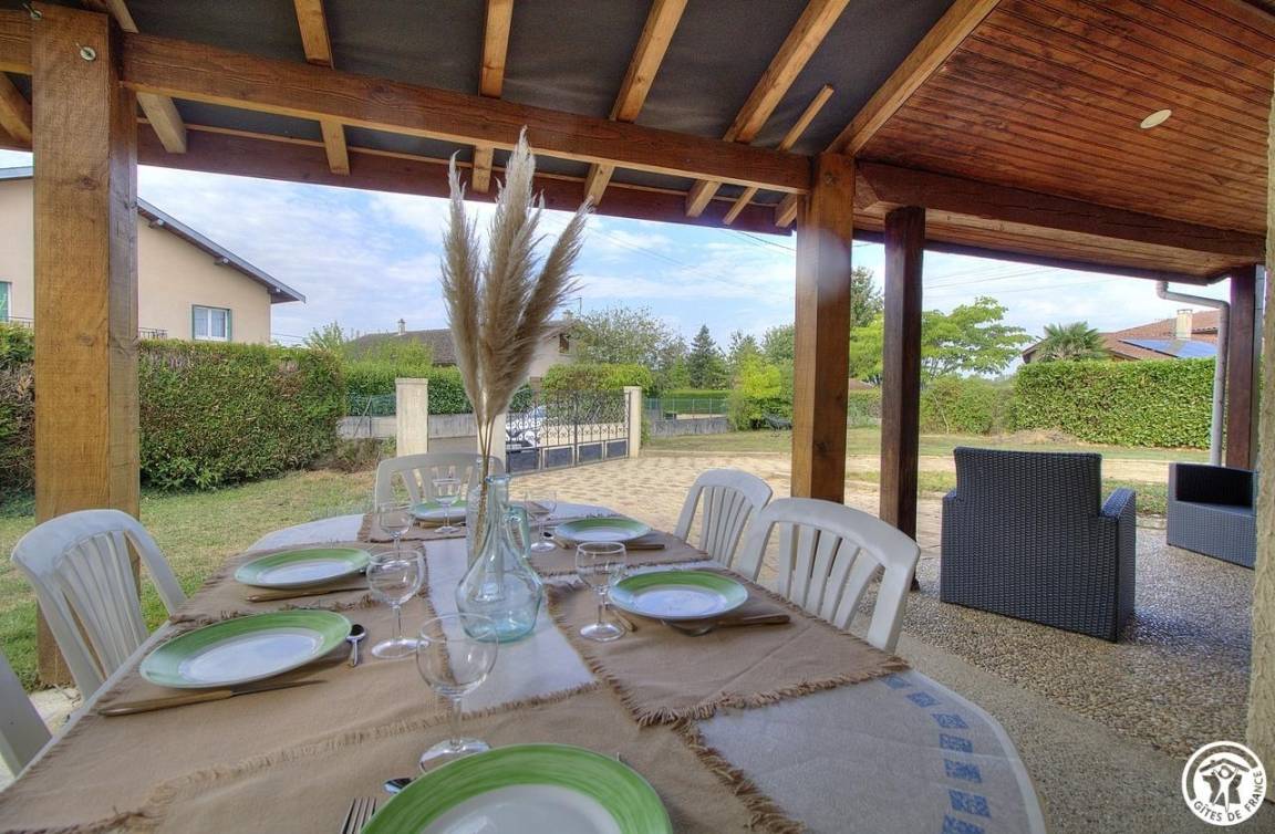 75 M² Gîte ∙ 2 Chambres ∙ 6 Personnes - Ambérieu-en-Bugey