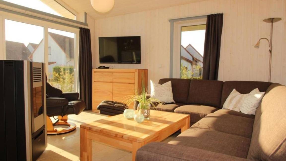 77 M² Ferienhaus ∙ 2 Schlafzimmer ∙ 4 Gäste - Müritz