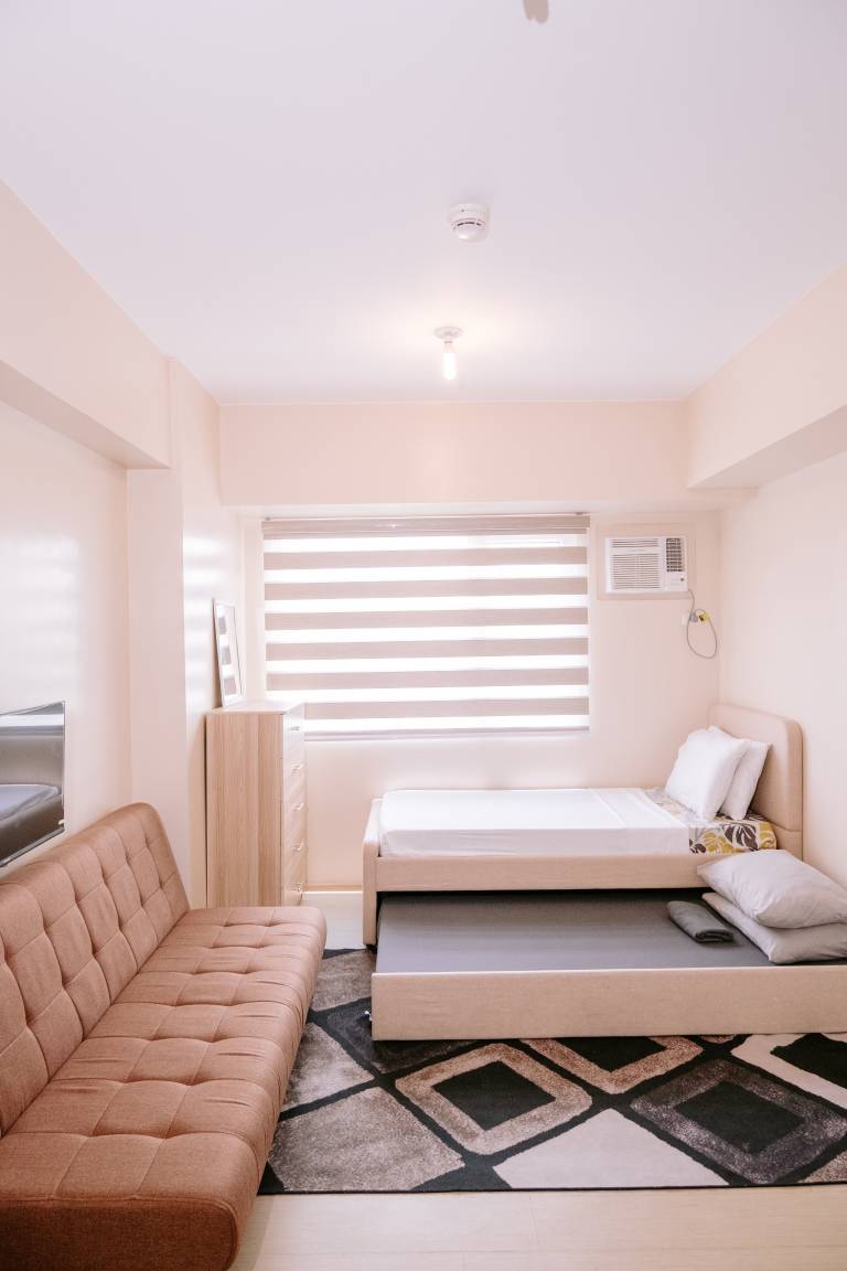23 M² Studio Flat ∙ 1 Bedroom ∙ 3 Guests - Iloilo City
