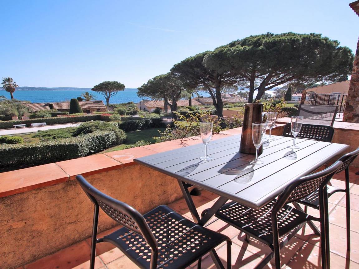 75 M² Huoneisto ∙ 3 Makuuhuonetta ∙ 6 Vierasta - Sainte-Maxime