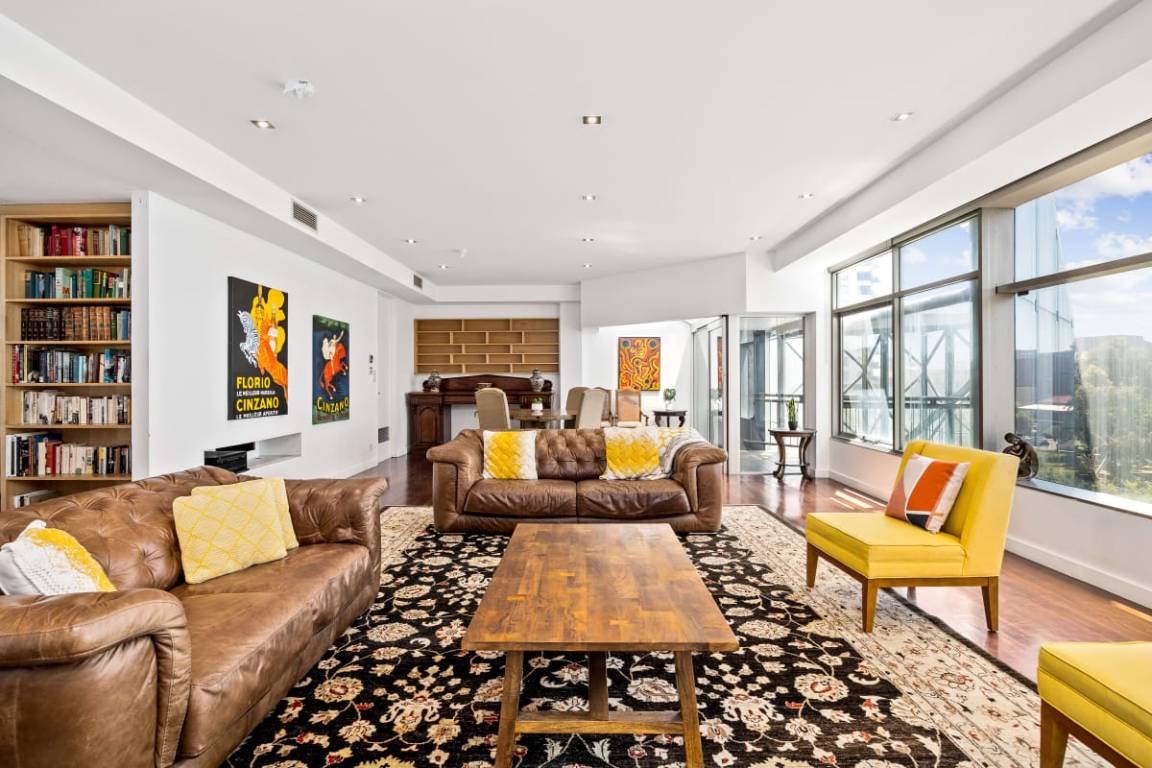 350 M² Apartment ∙ 3 Bedrooms ∙ 8 Guests - Port Adelaide