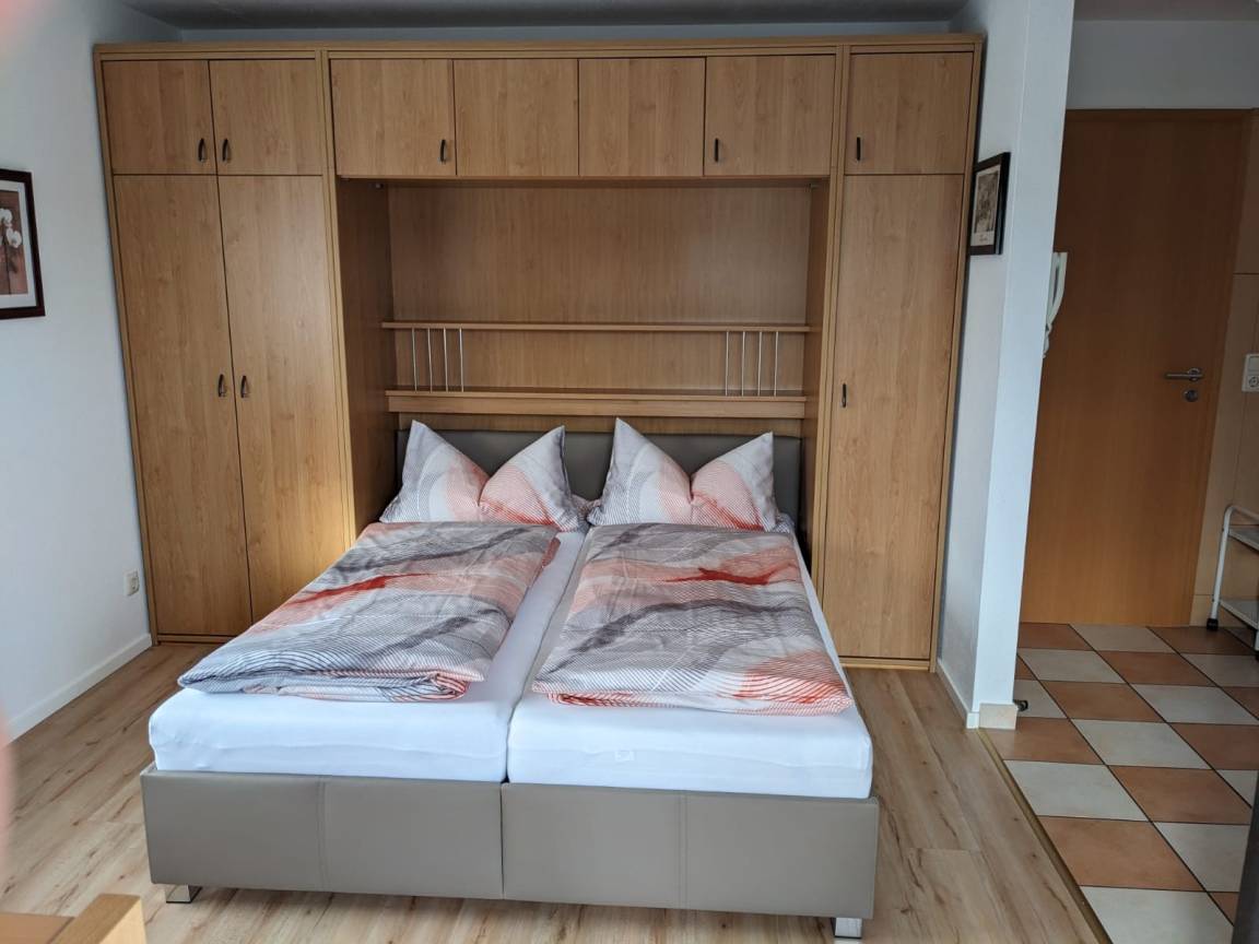 23 M² Ferienwohnung ∙ 1 Schlafzimmer ∙ 2 Gäste - Bad Orb