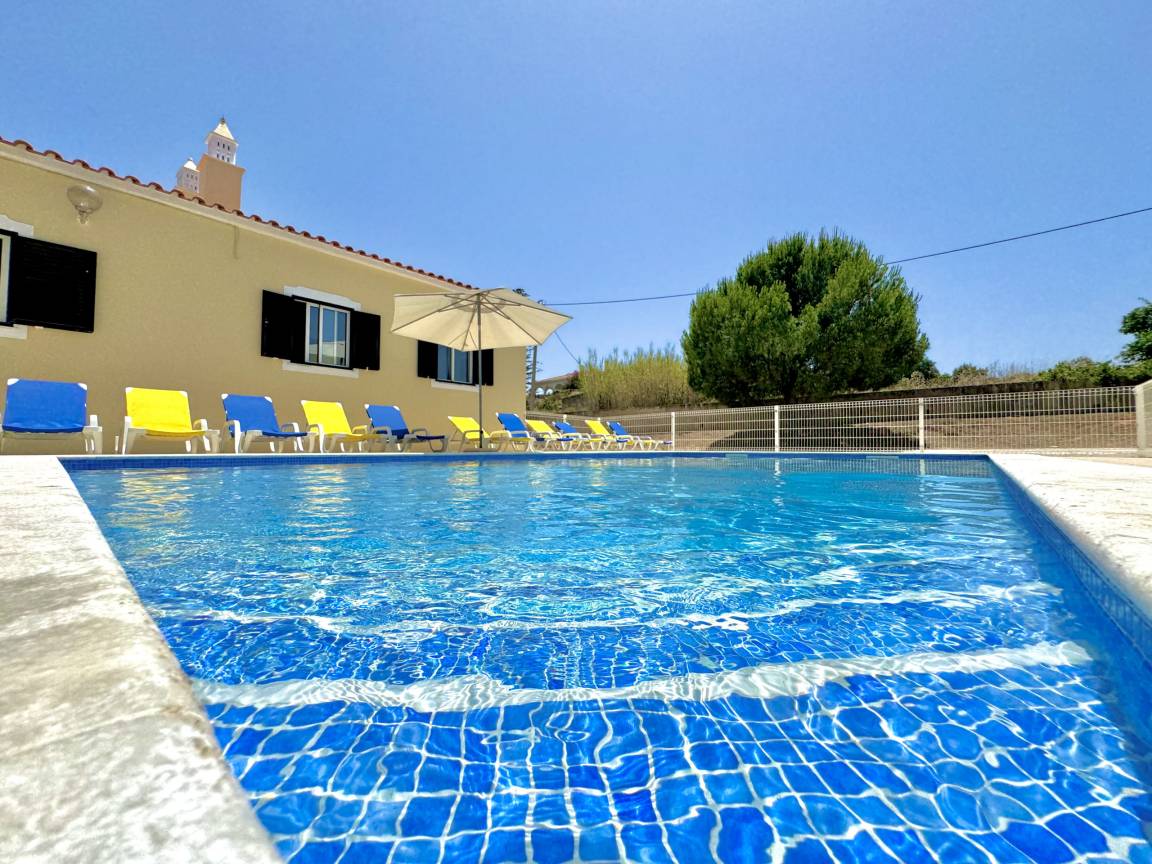 222 M² Villa ∙ 4 Habitaciones ∙ 12 Huéspedes - Quarteira
