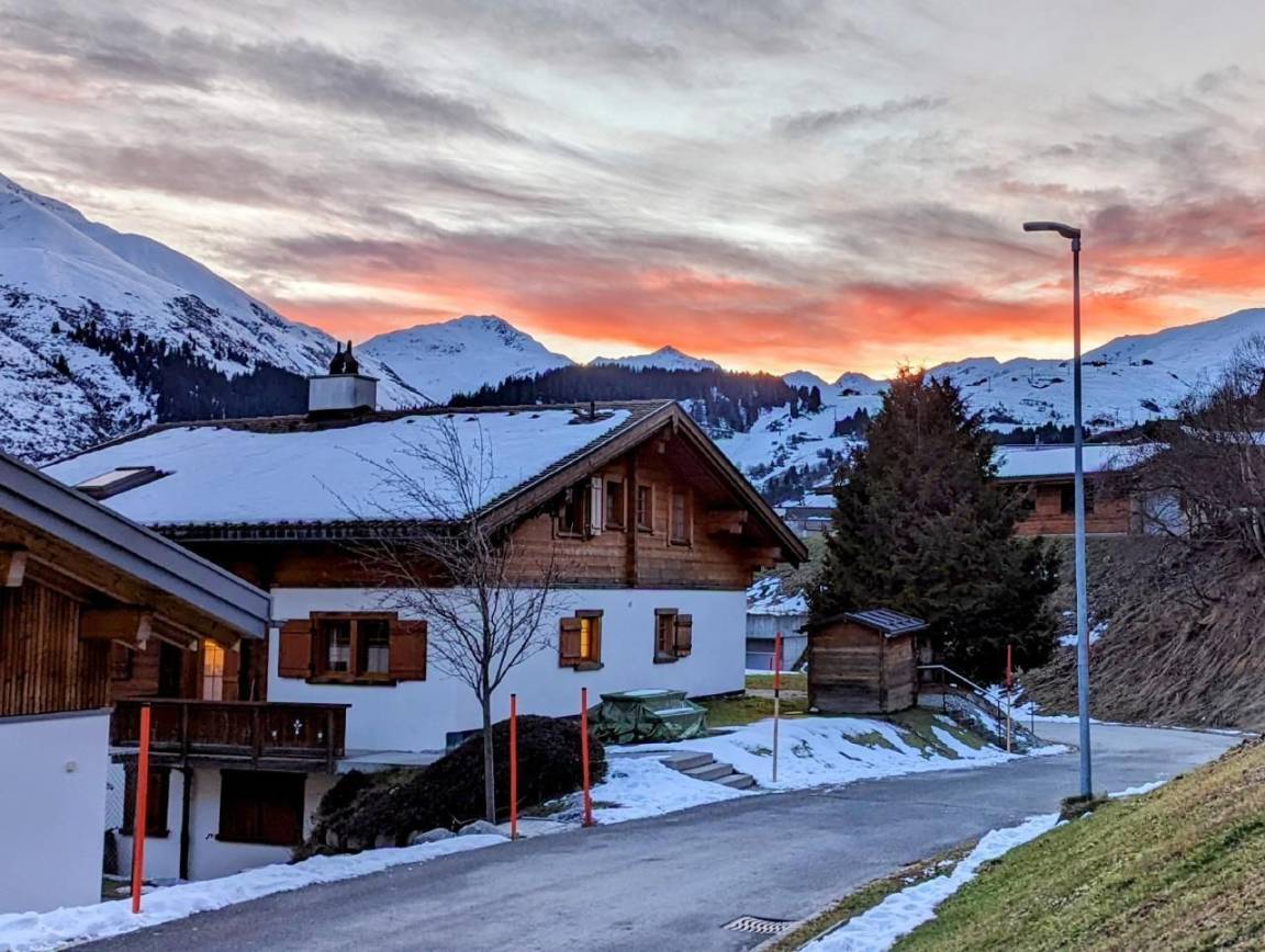 80 M² Ferienwohnung ∙ 3 Schlafzimmer ∙ 6 Gäste - Andermatt
