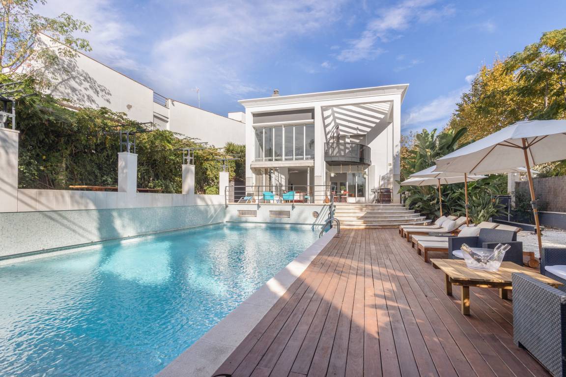 450 M² Villa ∙ 5 Schlafzimmer ∙ 11 Gäste - Mataró
