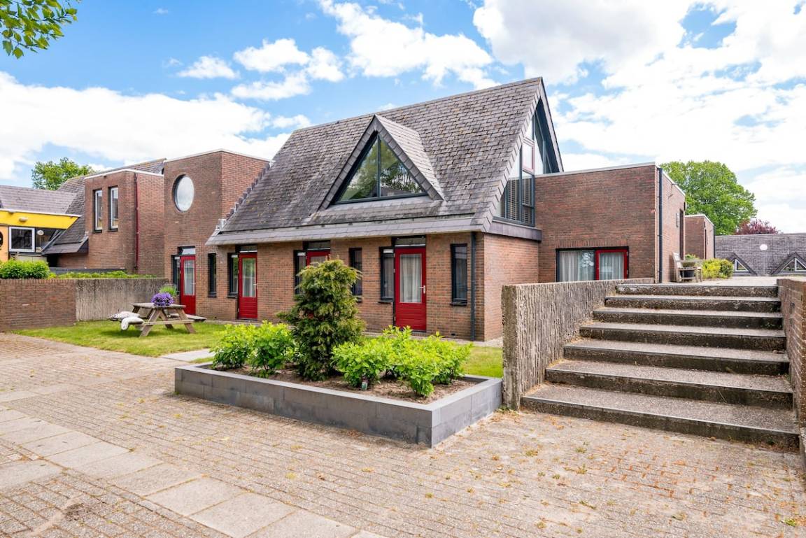 203 M² Villa ∙ 1 Habitación ∙ 12 Huéspedes - Frisia