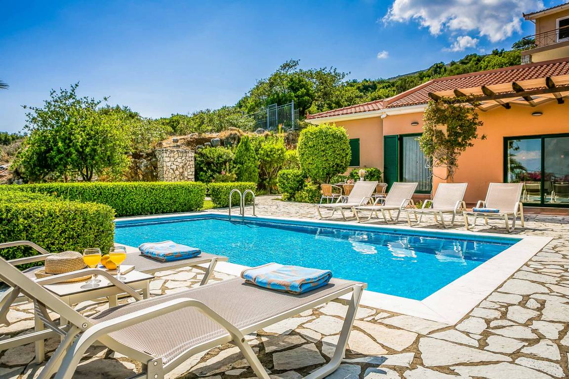 Villa ∙ 3 Bedrooms ∙ 6 Guests - Cephalonia