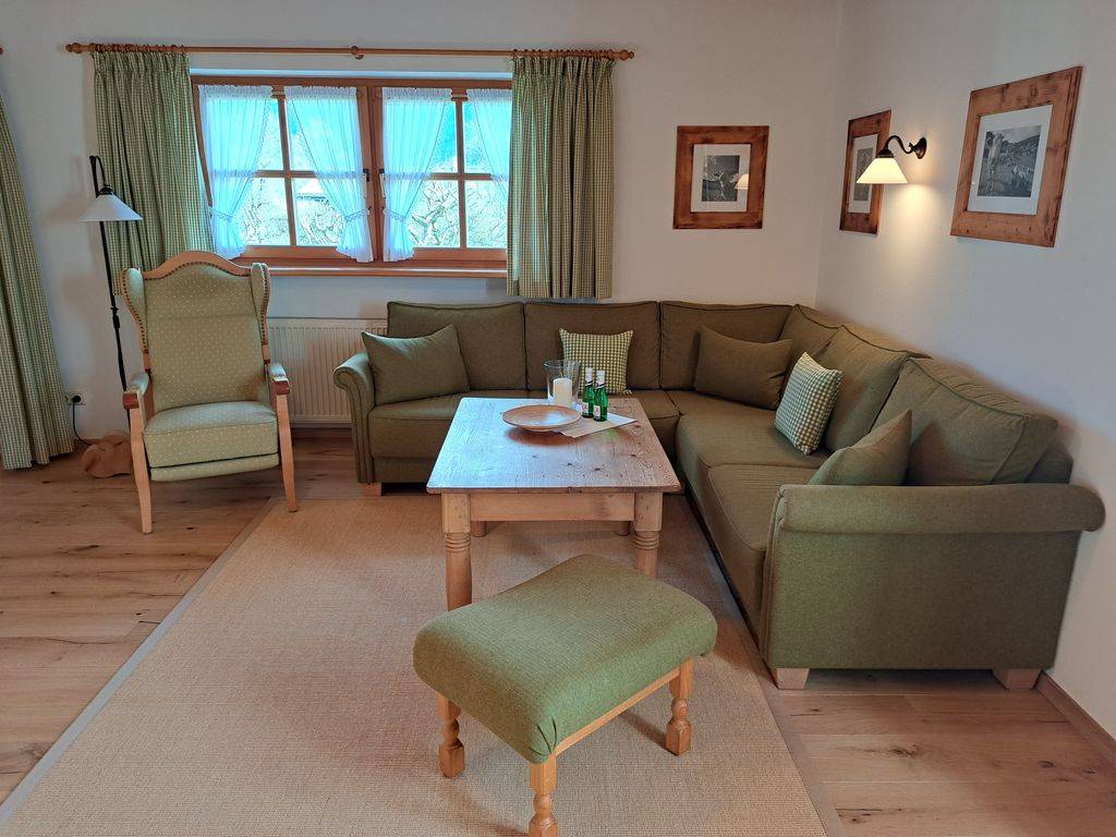 65 M² Apartment ∙ 1 Bedroom ∙ 2 Guests - Bad Wiessee