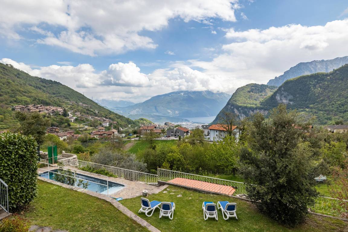180 M² Villa ∙ 3 Schlafzimmer ∙ 9 Gäste - Riva del Garda