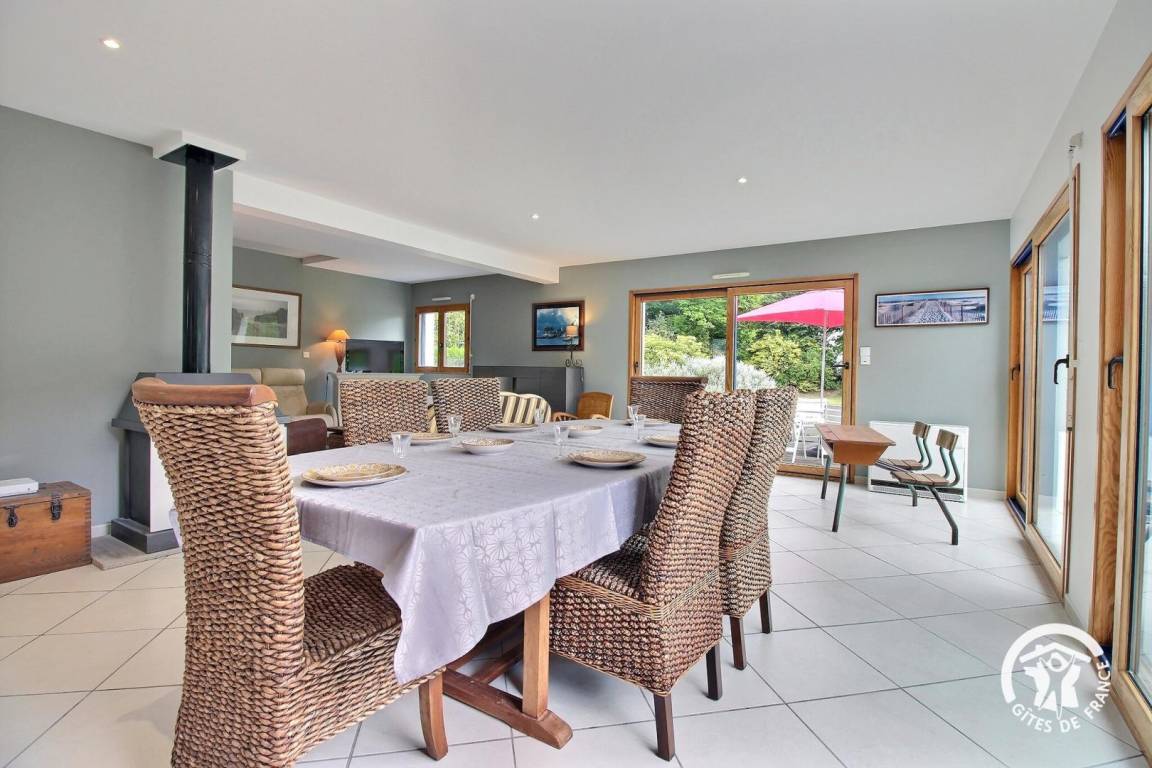 100 M² Gîte ∙ 2 Chambres ∙ 4 Personnes - Lorient