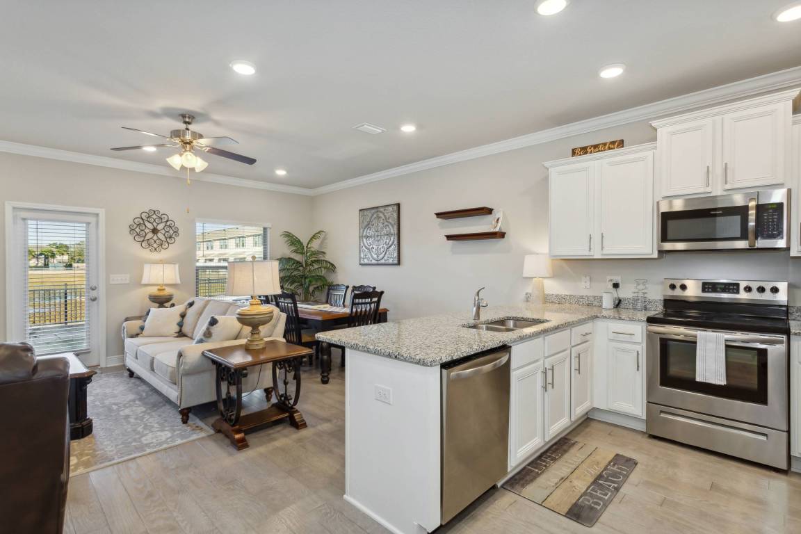 143 M² Apartment ∙ 3 Bedrooms ∙ 6 Guests - Pensacola, FL