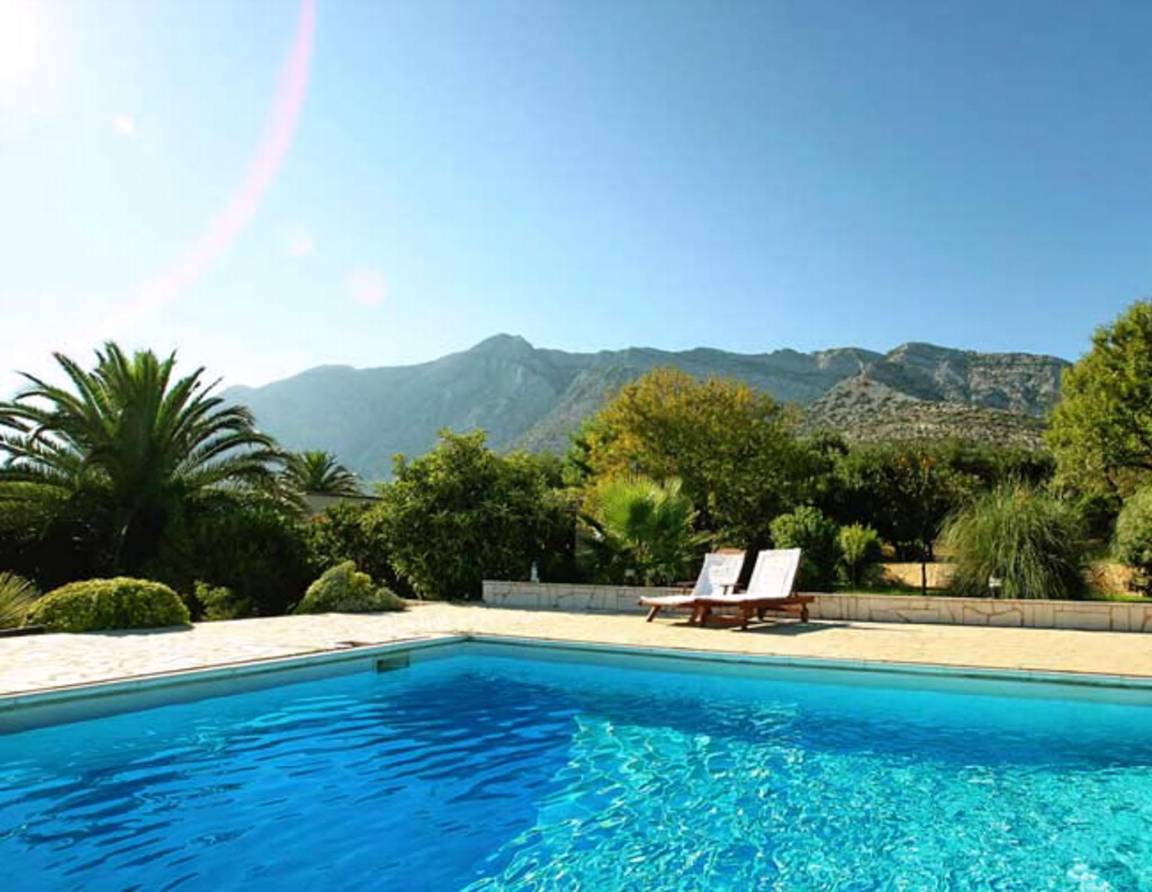420 M² Villa ∙ 8 Bedrooms ∙ 12 Guests - Korčula