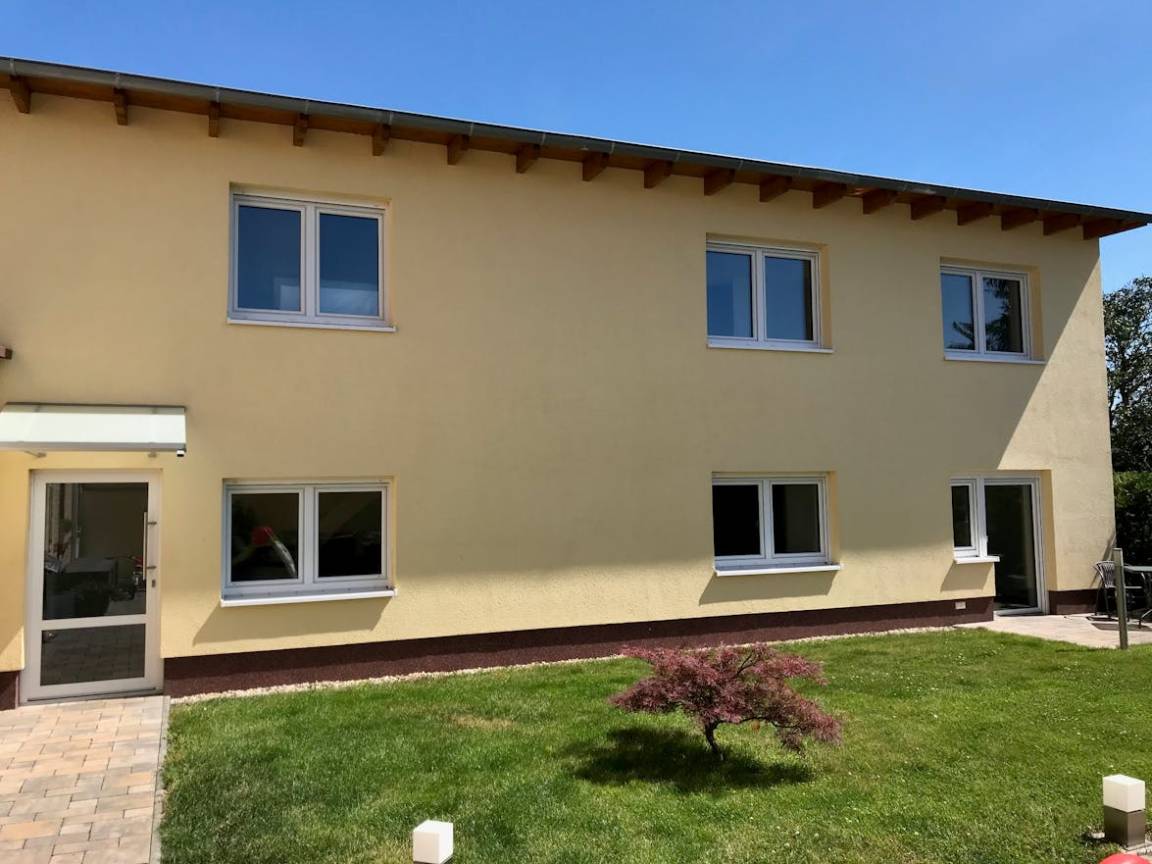 80 M² Ferienhaus ∙ 1 Schlafzimmer ∙ 2 Gäste - Halle (Saale)