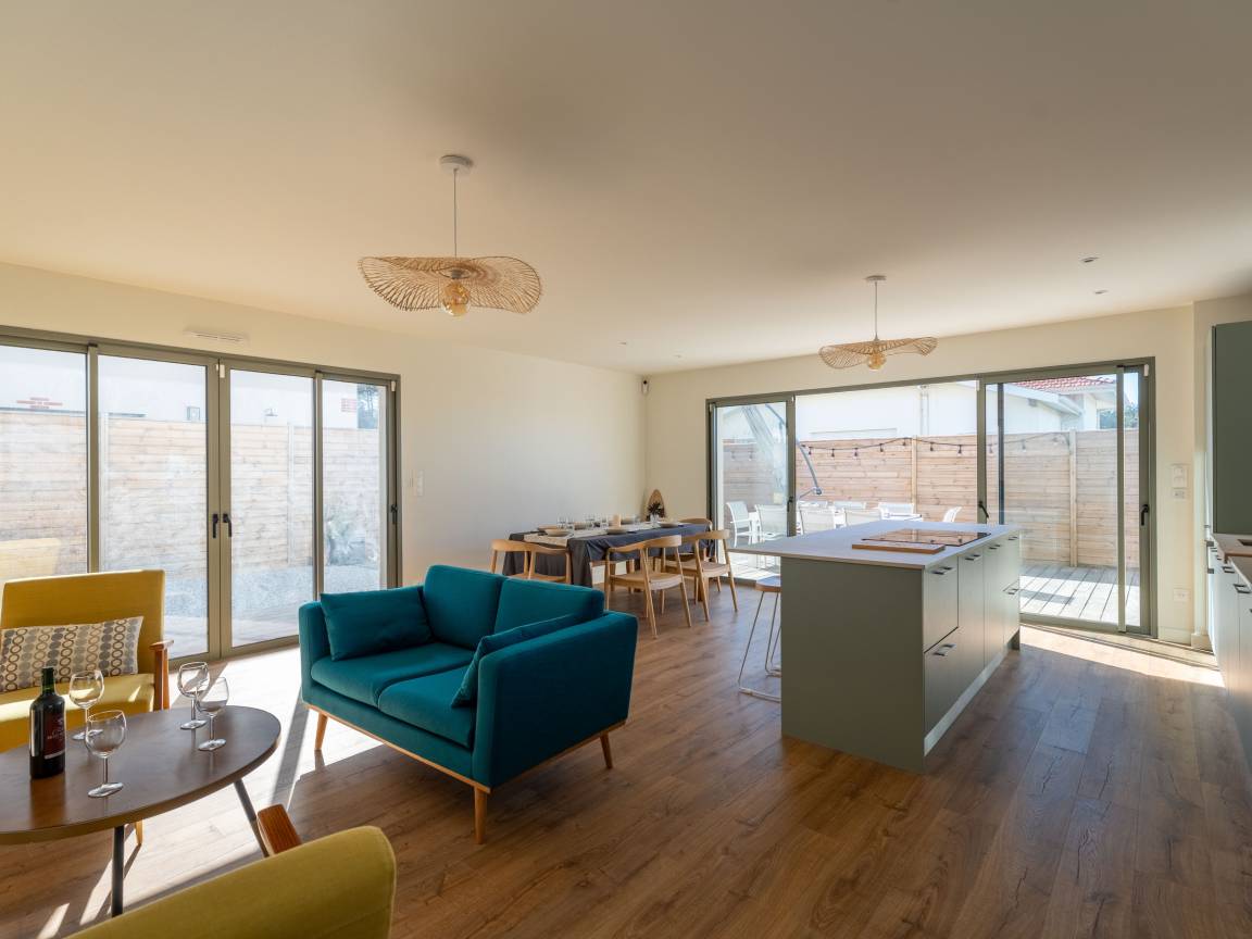 117 M² Maison De Vacances ∙ 4 Chambres ∙ 8 Personnes - Biscarrosse