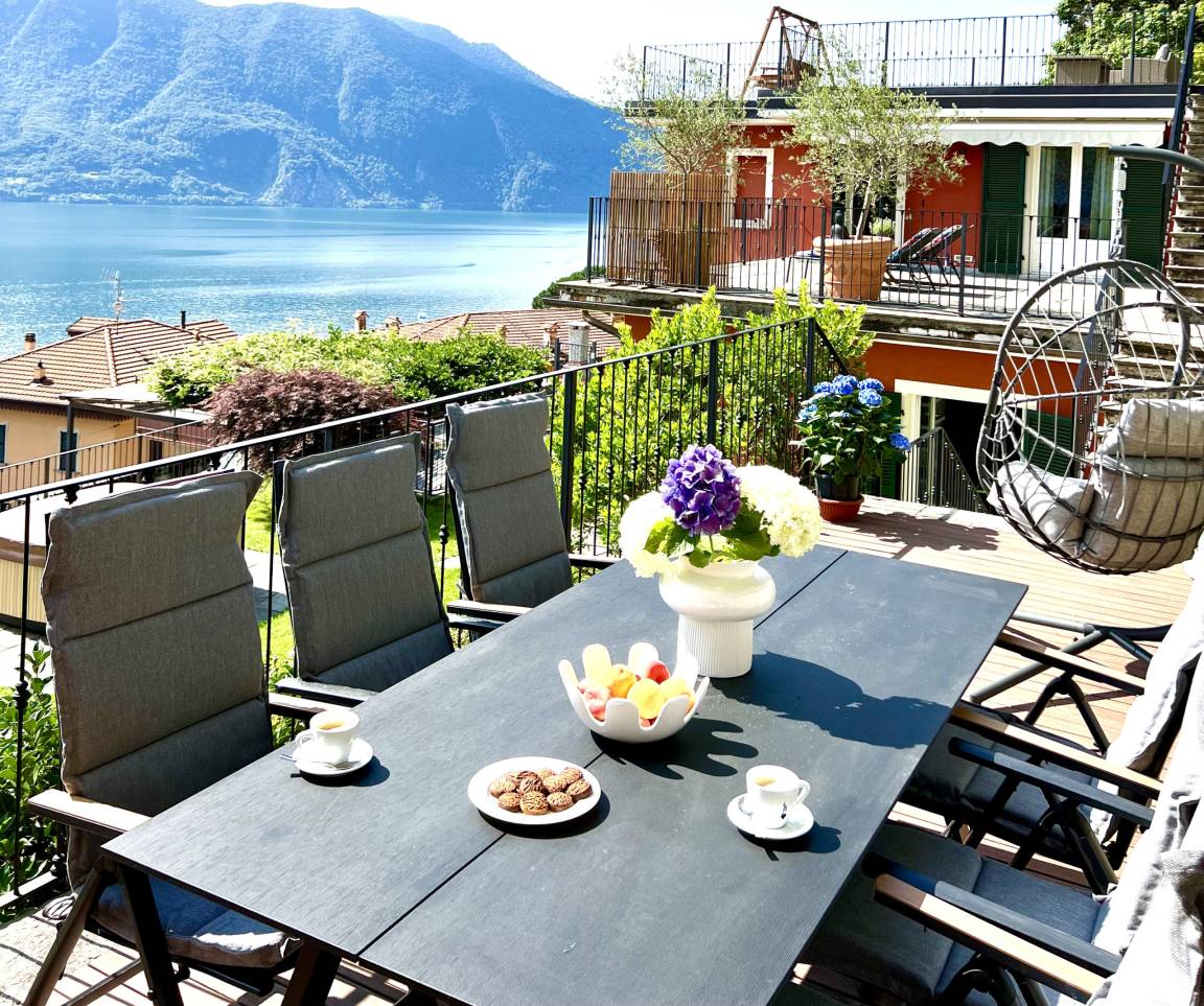 150 M² Villa ∙ 3 Bedrooms ∙ 8 Guests - Lake Maggiore