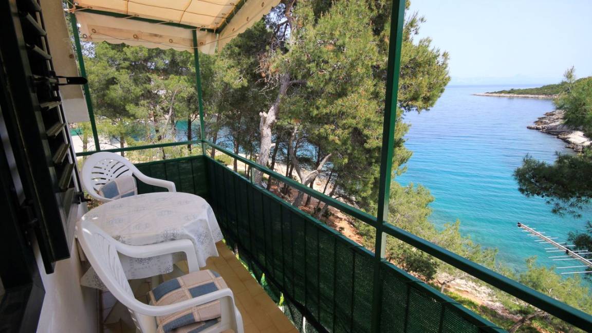 24 M² Hotel ∙ 1 Schlafzimmer ∙ 3 Gäste - Bol