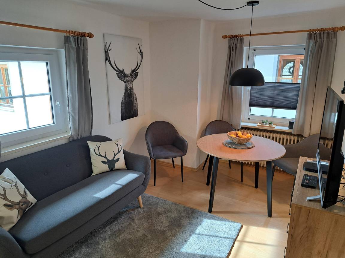 55 M² Ferienwohnung ∙ 2 Gäste - Traunstein