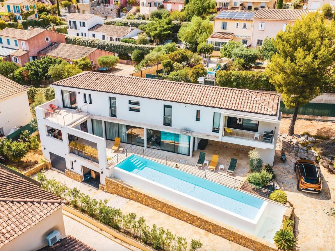 200 M² Villa ∙ 4 Slaapkamers ∙ 8 Gasten - La Cadière-d'Azur