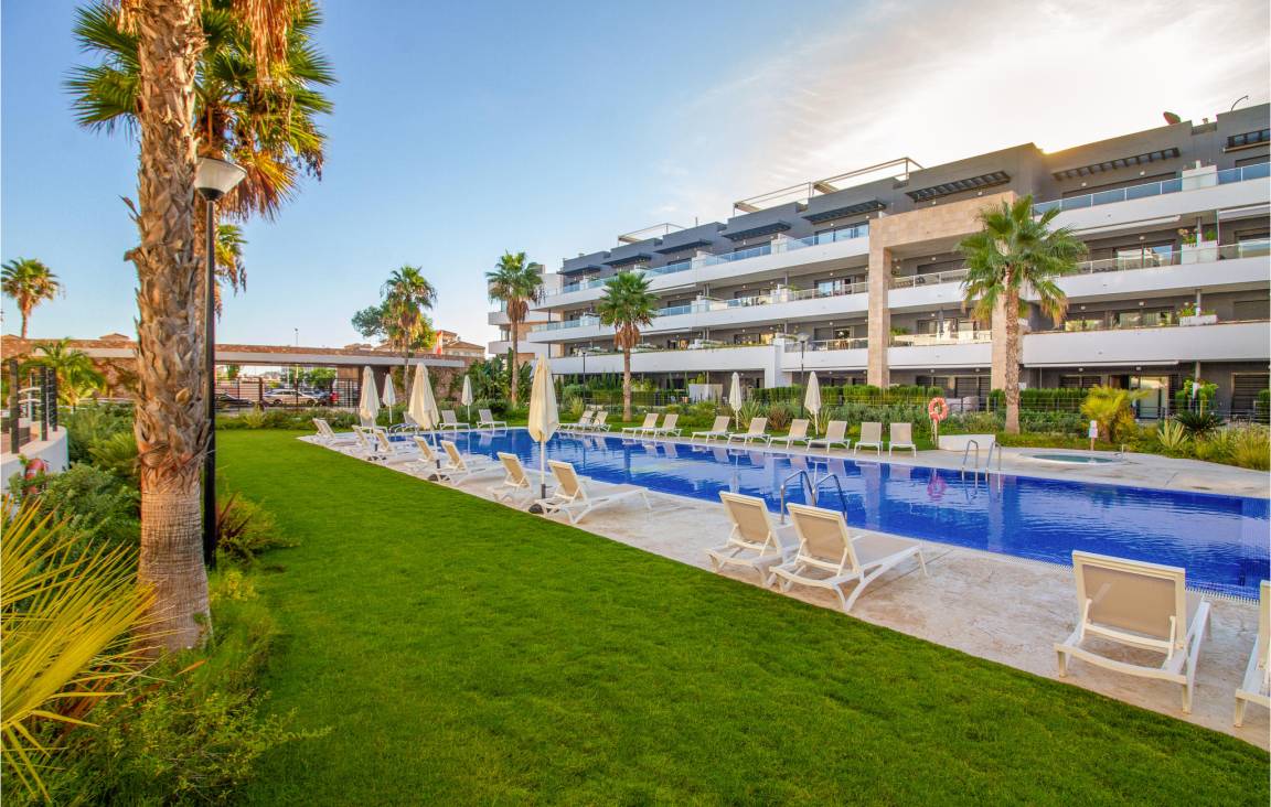 66 M² Appartement ∙ 2 Slaapkamers ∙ 6 Gasten - Cabo Roig